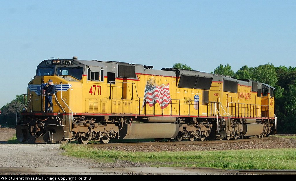 UP 4771 and 4115
